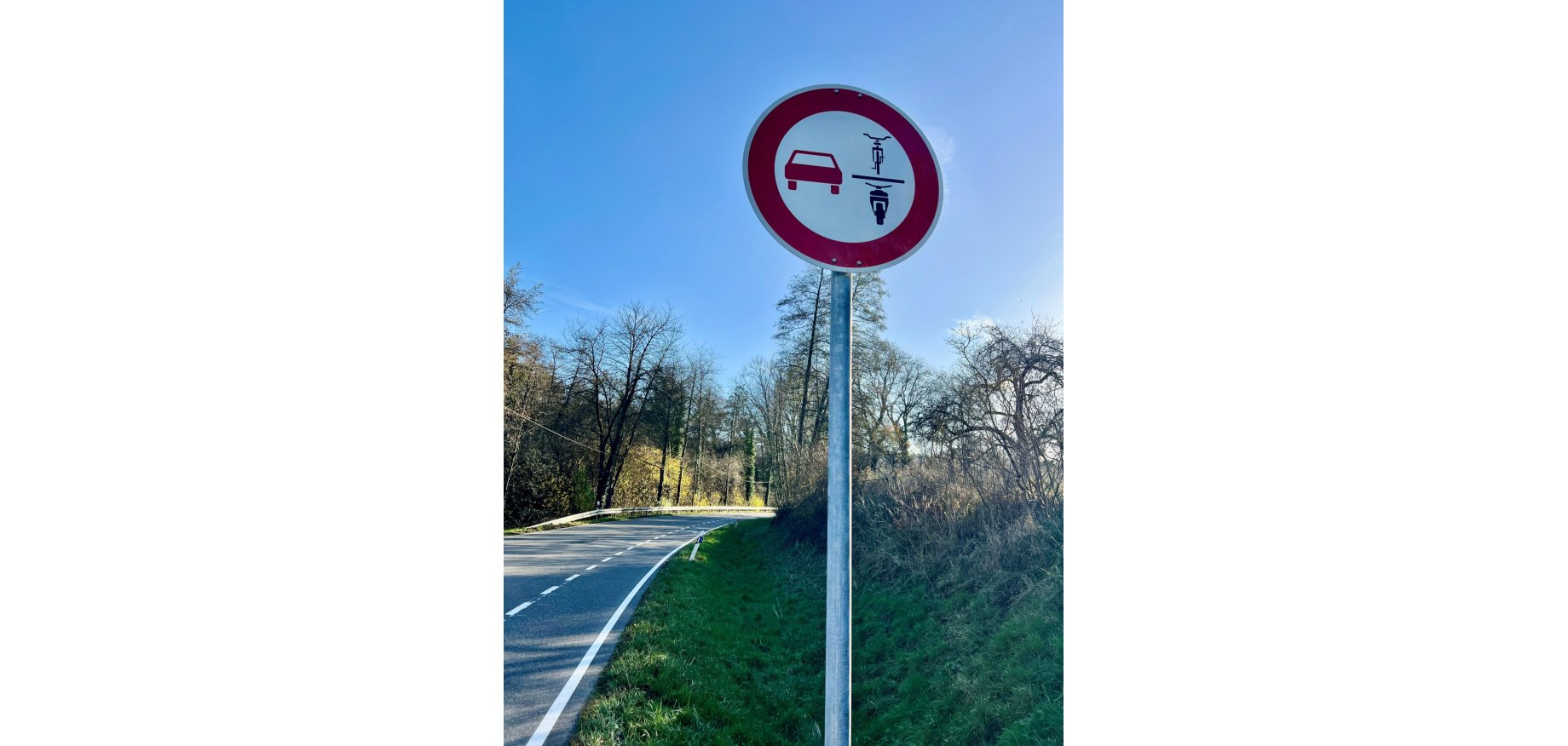 Radweg auf der Fahrbahn und Zweiradüberholverbot: Pilotprojekt des Landes auf der L 3098 ...